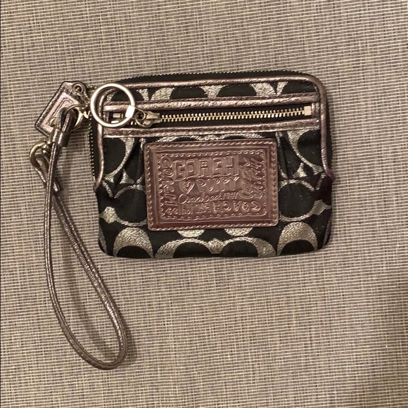Coach | Bags | Authentic Coach Poppy Wallet With Strap | Poshmark